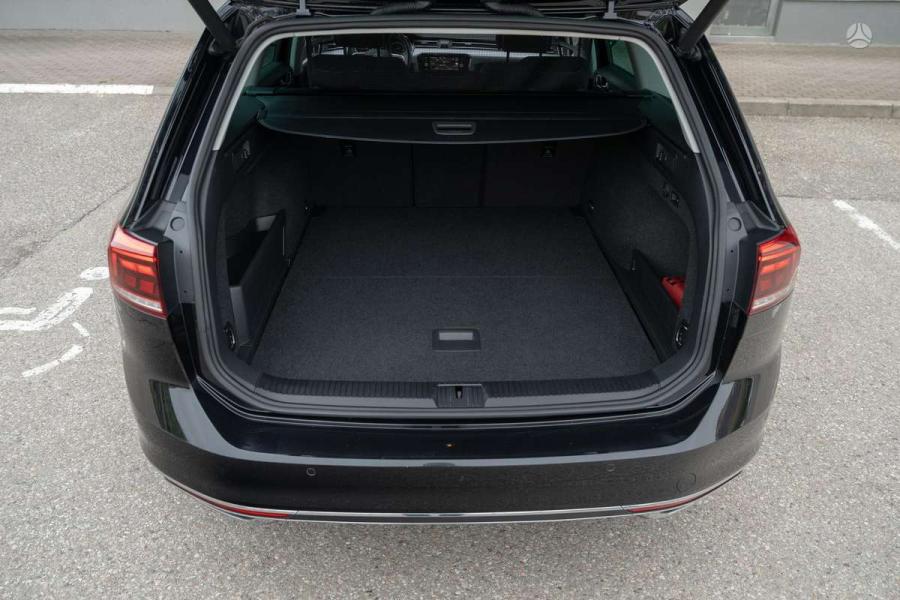 Melns Volkswagen Passat 2020 Viļņa, ar dzinēja tilpumu 1.40 L un nobraukumu 106 tūkst. km par 16500 €, foto 12 vietnē AUTOMOTO.COM.LV