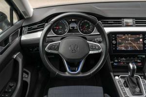 Melns Volkswagen Passat 2020 Viļņa, ar dzinēja tilpumu 1.40 L un nobraukumu 106 tūkst. km par 16500 €, foto 18 vietnē AUTOMOTO.COM.LV