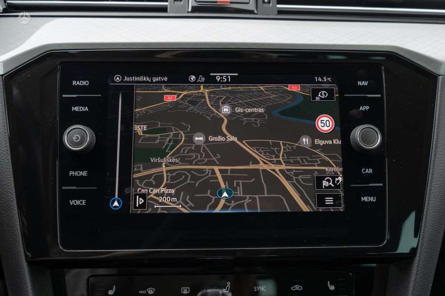 Melns Volkswagen Passat 2020 Viļņa, ar dzinēja tilpumu 1.40 L un nobraukumu 106 tūkst. km par 16500 €, foto 21 vietnē AUTOMOTO.COM.LV