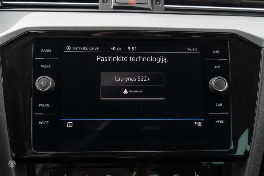 Melns Volkswagen Passat 2020 Viļņa, ar dzinēja tilpumu 1.40 L un nobraukumu 106 tūkst. km par 16500 €, foto 24 vietnē AUTOMOTO.COM.LV