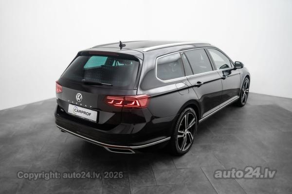 Black Volkswagen Passat 2020 in Tallinn, with an engine capacity of 1.40 L and mileage of 186 thousand km for 16699 €, photo 6 on AUTOMOTO.COM.LV