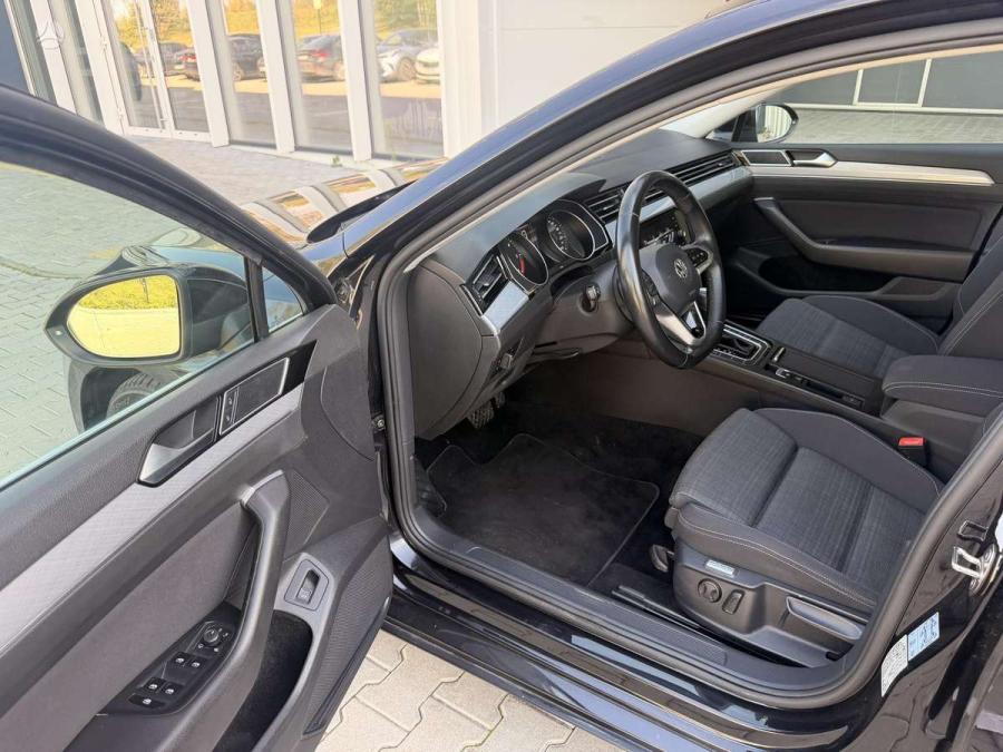 Melns Volkswagen Passat 2020 Viļņa, ar dzinēja tilpumu 1.60 L un nobraukumu 115 tūkst. km par 14950 €, foto 13 vietnē AUTOMOTO.COM.LV