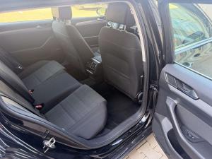 Melns Volkswagen Passat 2020 Viļņa, ar dzinēja tilpumu 1.60 L un nobraukumu 115 tūkst. km par 14950 €, foto 20 vietnē AUTOMOTO.COM.LV