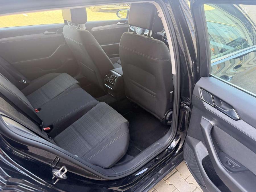 Melns Volkswagen Passat 2020 Viļņa, ar dzinēja tilpumu 1.60 L un nobraukumu 115 tūkst. km par 14950 €, foto 20 vietnē AUTOMOTO.COM.LV