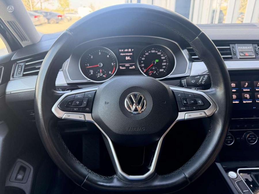 Melns Volkswagen Passat 2020 Viļņa, ar dzinēja tilpumu 1.60 L un nobraukumu 115 tūkst. km par 14950 €, foto 26 vietnē AUTOMOTO.COM.LV