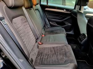Melns Volkswagen Passat 2020 Kauņa, ar dzinēja tilpumu 2.00 L un nobraukumu 264 tūkst. km par 13890 €, foto 21 vietnē AUTOMOTO.COM.LV