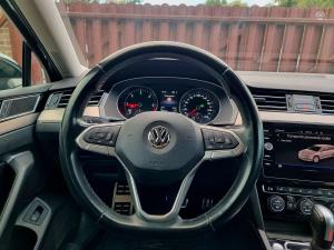 Melns Volkswagen Passat 2020 Kauņa, ar dzinēja tilpumu 2.00 L un nobraukumu 264 tūkst. km par 13890 €, foto 24 vietnē AUTOMOTO.COM.LV
