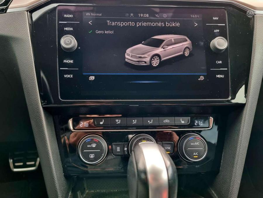 Melns Volkswagen Passat 2020 Kauņa, ar dzinēja tilpumu 2.00 L un nobraukumu 264 tūkst. km par 13890 €, foto 25 vietnē AUTOMOTO.COM.LV