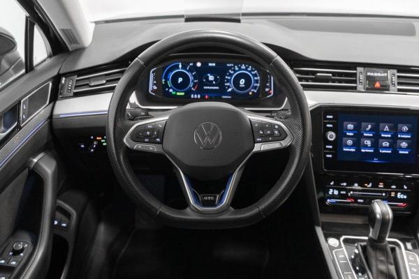 Melns Volkswagen Passat 2021 Viļņa, ar dzinēja tilpumu 1.40 L un nobraukumu 136 tūkst. km par 19900 €, foto 11 vietnē AUTOMOTO.COM.LV