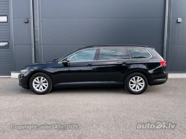 Black Volkswagen Passat 2021 in Tartu, with an engine capacity of 2.00 L and mileage of 197 thousand km for 18290 €, photo 4 on AUTOMOTO.COM.LV