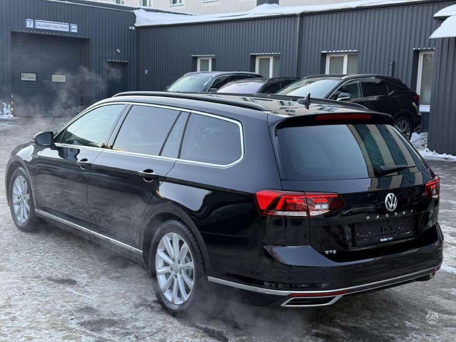 Black Volkswagen Passat 2021 in Vilnius, with an engine capacity of 1.40 L and mileage of 175 thousand km for 14999 €, photo 8 on AUTOMOTO.COM.LV