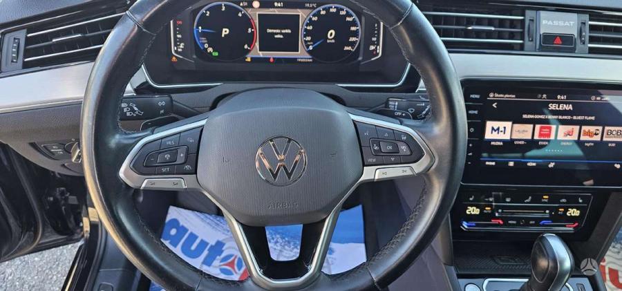 Black Volkswagen Passat 2021 in Klaipeda, with an engine capacity of 1.97 L and mileage of 195 thousand km for 18500 €, photo 13 on AUTOMOTO.COM.LV