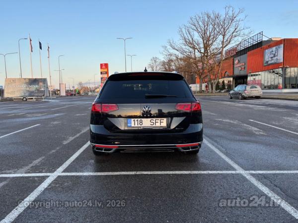 Black Volkswagen Passat 2021 in Tallinn, with an engine capacity of 2.00 L and mileage of 161 thousand km for 24500 €, photo 5 on AUTOMOTO.COM.LV