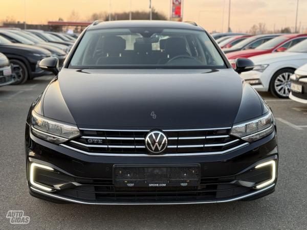 Melns Volkswagen Passat 2021 Viļņa, ar dzinēja tilpumu 1.40 L un nobraukumu 185 tūkst. km par 14999 €, foto 2 vietnē AUTOMOTO.COM.LV