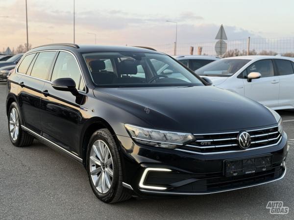 Melns Volkswagen Passat 2021 Viļņa, ar dzinēja tilpumu 1.40 L un nobraukumu 185 tūkst. km par 14999 €, foto 3 vietnē AUTOMOTO.COM.LV