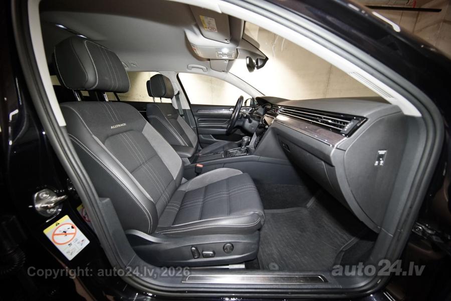 Black Volkswagen Passat 2021 in Tallinn, with an engine capacity of 2.00 L and mileage of 177 thousand km for 21990 €, photo 12 on AUTOMOTO.COM.LV