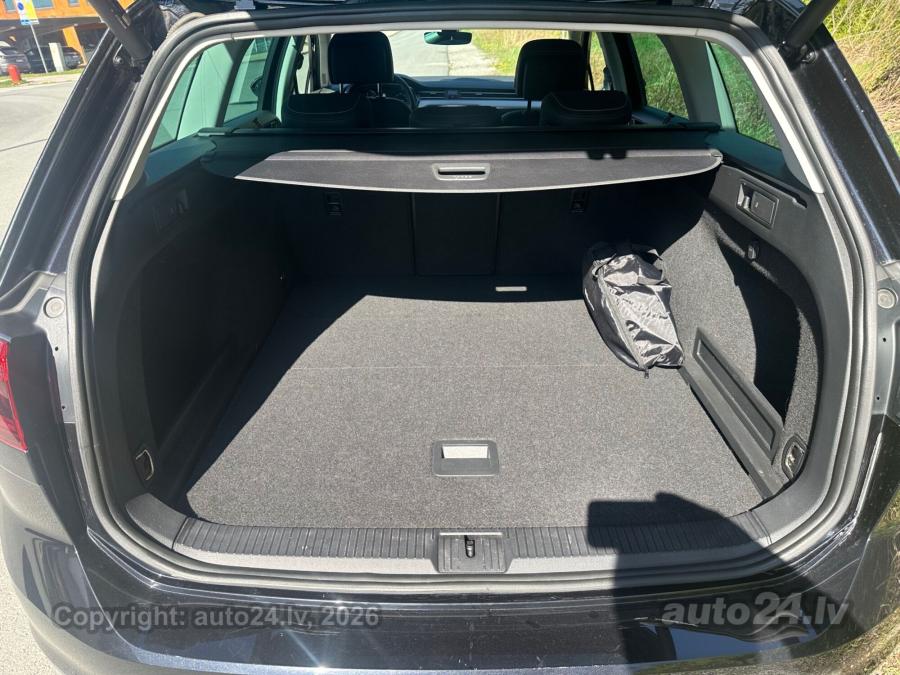 Melns Volkswagen Passat 2021 Pērnava, ar dzinēja tilpumu 2.00 L un nobraukumu 34 tūkst. km par 27600 €, foto 13 vietnē AUTOMOTO.COM.LV