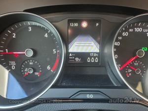 Melns Volkswagen Passat 2021 Pērnava, ar dzinēja tilpumu 2.00 L un nobraukumu 34 tūkst. km par 27600 €, foto 26 vietnē AUTOMOTO.COM.LV