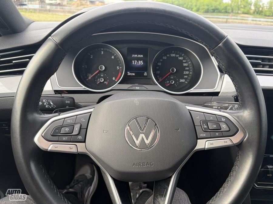 Black Volkswagen Passat 2021 in Kaunas, with an engine capacity of 2.00 L and mileage of 247 thousand km for 13900 €, photo 6 on AUTOMOTO.COM.LV