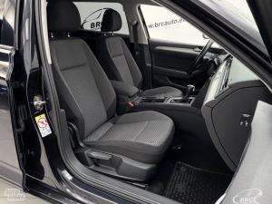 Черный Фольксваген Пассат 2021 в Авиженяй, объемом двигателя 1.50 л и пробегом 226 тыс. км за 13900 €, фото 8 на AUTOMOTO.COM.LV