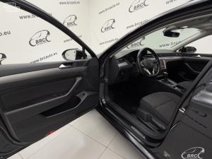 Черный Фольксваген Пассат 2021 в Авиженяй, объемом двигателя 1.50 л и пробегом 226 тыс. км за 13900 €, фото 19 на AUTOMOTO.COM.LV