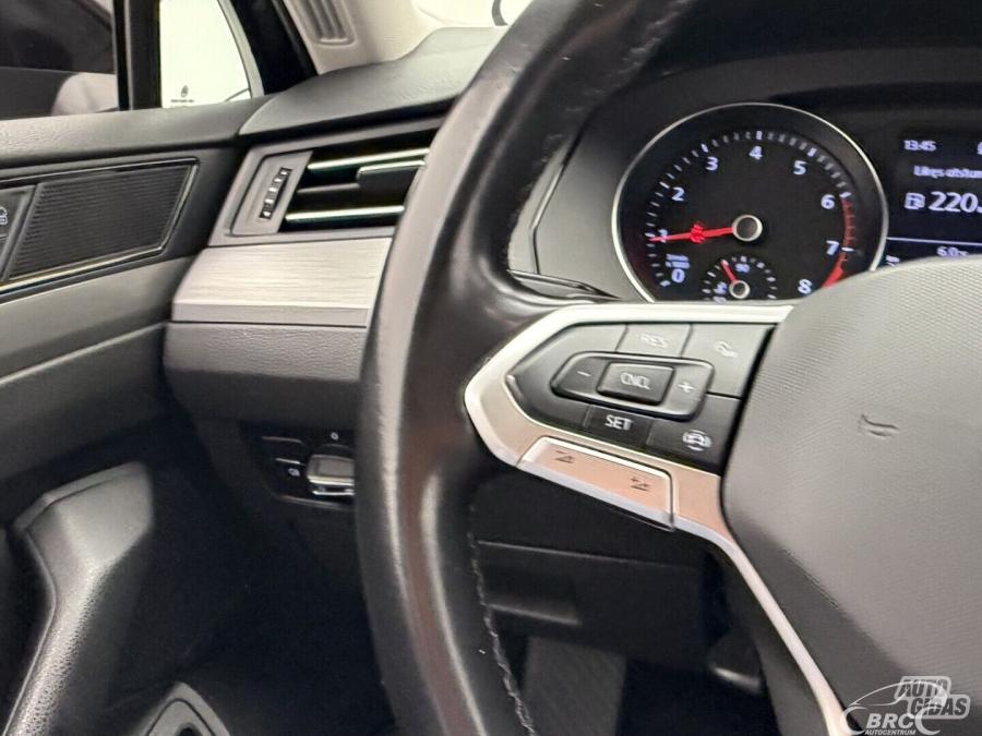 Черный Фольксваген Пассат 2021 в Авиженяй, объемом двигателя 1.50 л и пробегом 226 тыс. км за 13900 €, фото 29 на AUTOMOTO.COM.LV