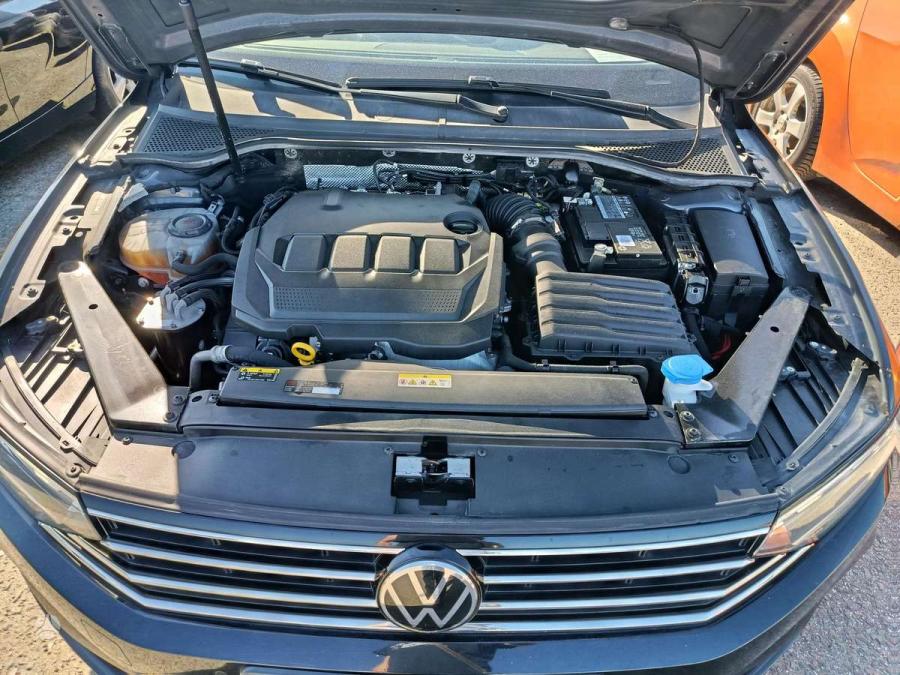 Black Volkswagen Passat 2021 in Panevezys, with an engine capacity of 1.97 L and mileage of 350 thousand km for 10527 €, photo 11 on AUTOMOTO.COM.LV
