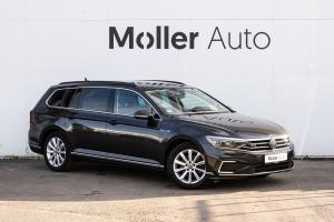 Black Volkswagen Passat 2021 in Riga, with an engine capacity of 1.40 L and mileage of 92 thousand km for 23500 €, photo 3 on AUTOMOTO.COM.LV