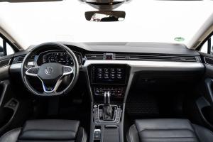 Black Volkswagen Passat 2021 in Riga, with an engine capacity of 1.40 L and mileage of 92 thousand km for 23500 €, photo 11 on AUTOMOTO.COM.LV