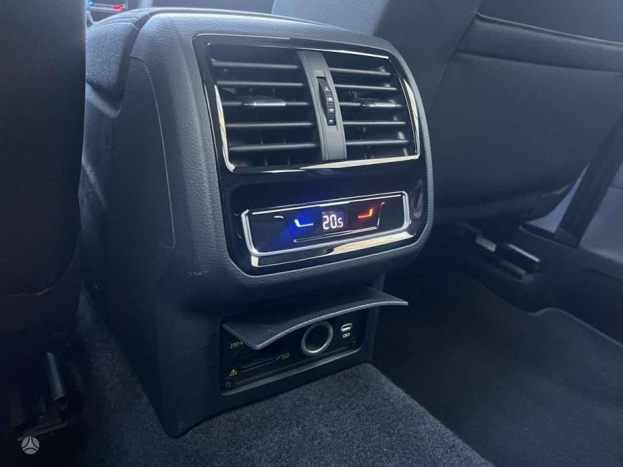 Black Volkswagen Passat 2021 in Vilnius, with an engine capacity of 1.40 L and mileage of 182 thousand km for 14907 €, photo 14 on AUTOMOTO.COM.LV