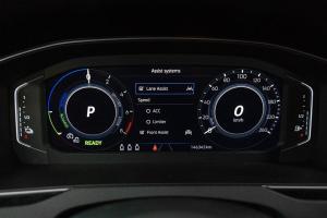 Черный Фольксваген Пассат 2021 в Вильнюс, объемом двигателя 1.40 л и пробегом 146 тыс. км за 18900 €, фото 15 на AUTOMOTO.COM.LV