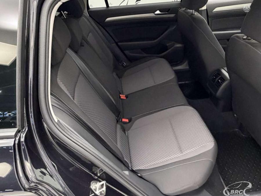 Melns Volkswagen Passat 2021 Viļņa, ar dzinēja tilpumu 1.50 L un nobraukumu 226 tūkst. km par 13800 €, foto 12 vietnē AUTOMOTO.COM.LV