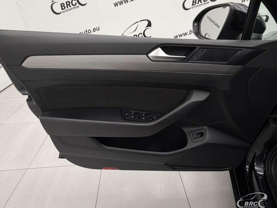 Melns Volkswagen Passat 2021 Viļņa, ar dzinēja tilpumu 1.50 L un nobraukumu 226 tūkst. km par 13800 €, foto 21 vietnē AUTOMOTO.COM.LV