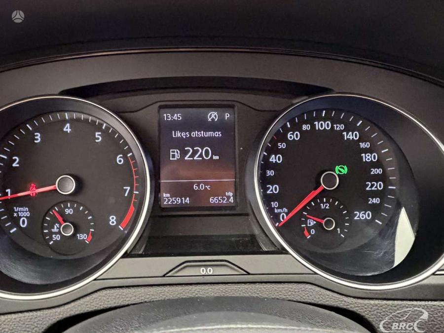 Melns Volkswagen Passat 2021 Viļņa, ar dzinēja tilpumu 1.50 L un nobraukumu 226 tūkst. km par 13800 €, foto 31 vietnē AUTOMOTO.COM.LV