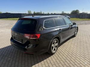 Black Volkswagen Passat 2021 in Marijampole, with an engine capacity of 1.97 L and mileage of 145 thousand km for 15609 €, photo 6 on AUTOMOTO.COM.LV
