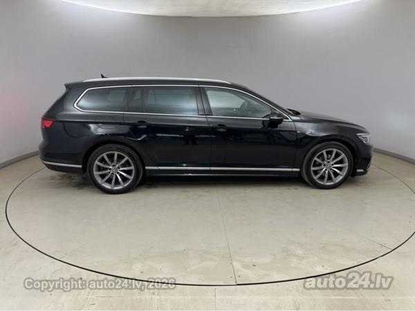 Black Volkswagen Passat 2021 in Tallinn, with an engine capacity of 2.00 L and mileage of 116 thousand km for 24990 €, photo 5 on AUTOMOTO.COM.LV