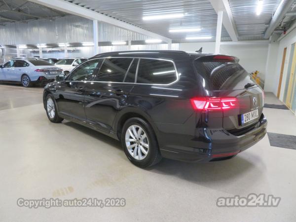 Black Volkswagen Passat 2021 in Tallinn, with an engine capacity of 1.50 L and mileage of 116 thousand km for 16800 €, photo 2 on AUTOMOTO.COM.LV