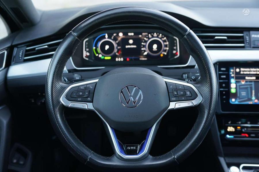 Black Volkswagen Passat 2021 in Vilnius, with an engine capacity of 1.40 L and mileage of 197 thousand km for 16250 €, photo 24 on AUTOMOTO.COM.LV