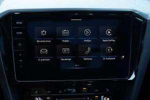Black Volkswagen Passat 2021 in Vilnius, with an engine capacity of 1.40 L and mileage of 197 thousand km for 16250 €, photo 34 on AUTOMOTO.COM.LV