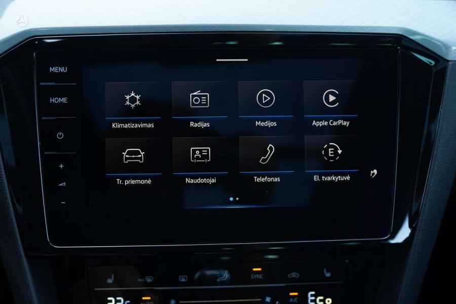 Black Volkswagen Passat 2021 in Vilnius, with an engine capacity of 1.40 L and mileage of 197 thousand km for 16250 €, photo 34 on AUTOMOTO.COM.LV