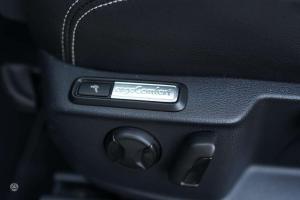 Black Volkswagen Passat 2021 in Vilnius, with an engine capacity of 1.40 L and mileage of 197 thousand km for 16250 €, photo 38 on AUTOMOTO.COM.LV