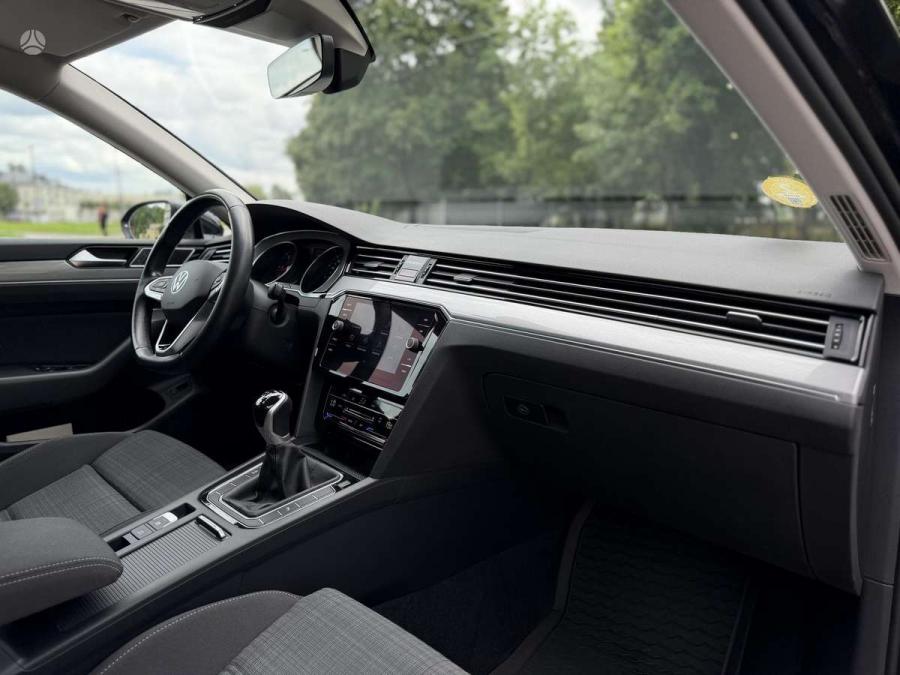 Melns Volkswagen Passat 2021 Kauņa, ar dzinēja tilpumu 1.97 L un nobraukumu 206 tūkst. km par 13600 €, foto 21 vietnē AUTOMOTO.COM.LV