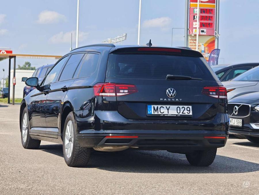 Melns Volkswagen Passat 2021 Viļņa, ar dzinēja tilpumu 1.50 L un nobraukumu 226 tūkst. km par 13300 €, foto 8 vietnē AUTOMOTO.COM.LV