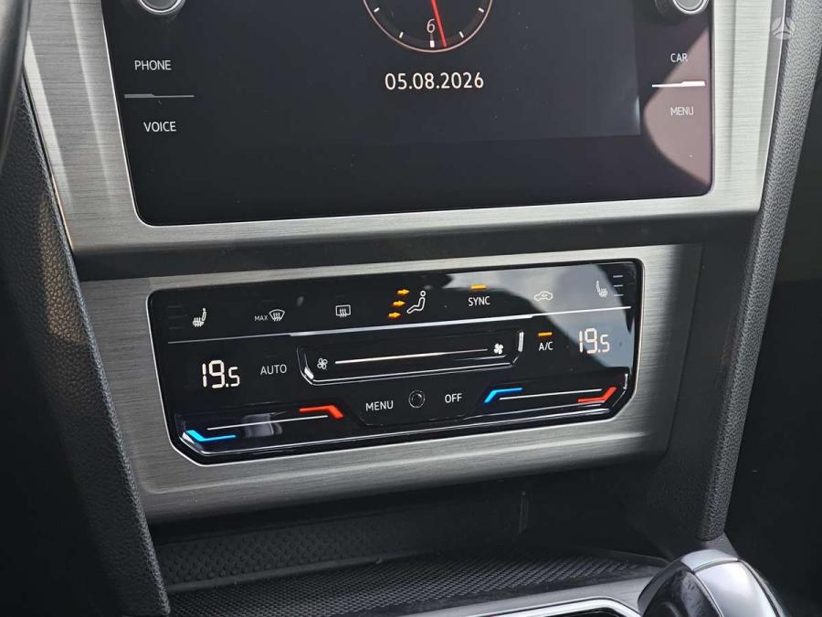 Melns Volkswagen Passat 2021 Viļņa, ar dzinēja tilpumu 1.50 L un nobraukumu 226 tūkst. km par 13300 €, foto 13 vietnē AUTOMOTO.COM.LV