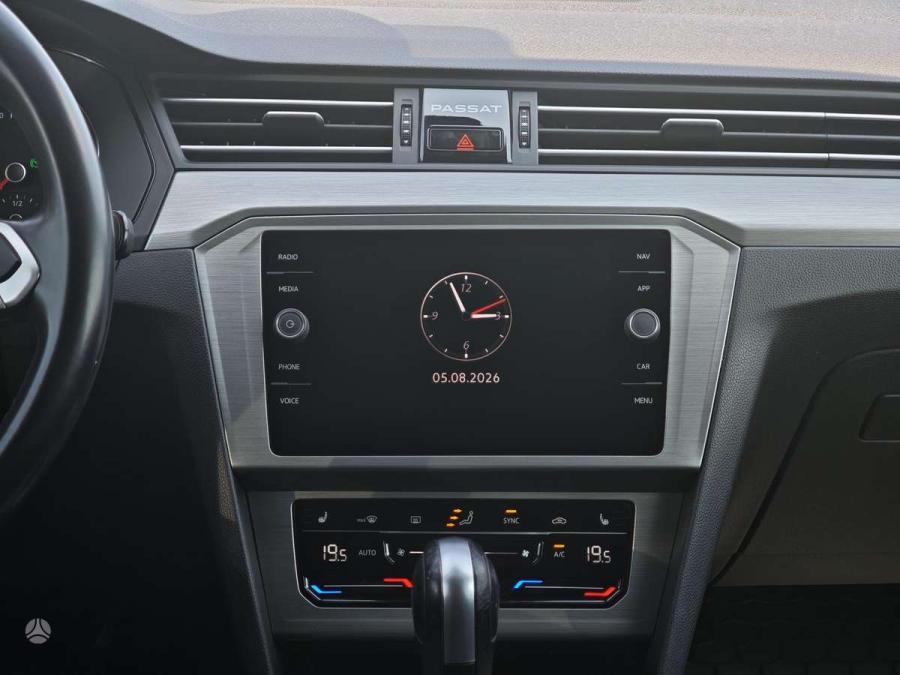 Melns Volkswagen Passat 2021 Viļņa, ar dzinēja tilpumu 1.50 L un nobraukumu 226 tūkst. km par 13300 €, foto 15 vietnē AUTOMOTO.COM.LV