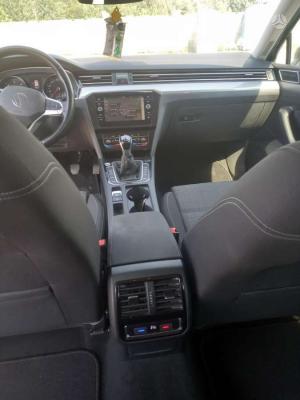 Black Volkswagen Passat 2021 in Panevezys, with an engine capacity of 2.00 L and mileage of 350 thousand km for 10285 €, photo 12 on AUTOMOTO.COM.LV