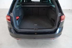 Melns Volkswagen Passat 2021 Viļņa, ar dzinēja tilpumu 1.40 L un nobraukumu 146 tūkst. km par 18100 €, foto 19 vietnē AUTOMOTO.COM.LV