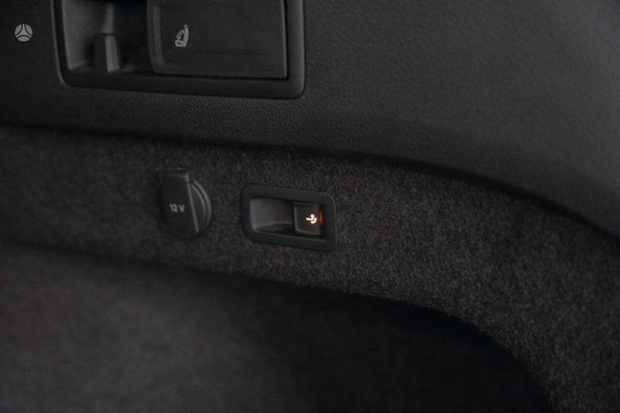 Melns Volkswagen Passat 2021 Viļņa, ar dzinēja tilpumu 1.40 L un nobraukumu 146 tūkst. km par 18100 €, foto 21 vietnē AUTOMOTO.COM.LV