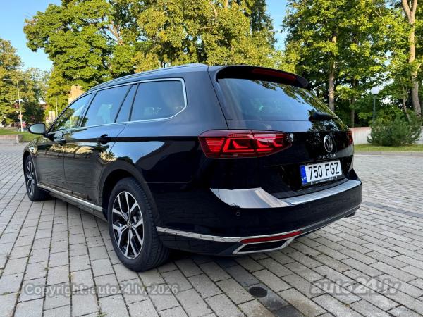 Black Volkswagen Passat 2021 in Rakvere, with an engine capacity of 2.00 L and mileage of 174 thousand km for 18900 €, photo 3 on AUTOMOTO.COM.LV