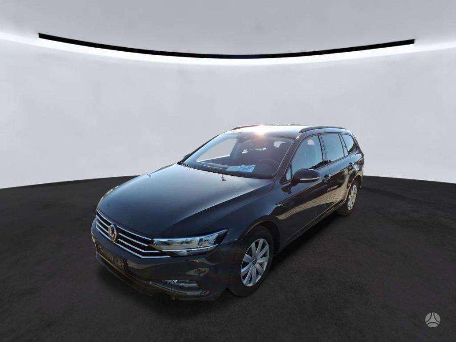 Black Volkswagen Passat 2021 in Vilnius, with an engine capacity of 1.97 L and mileage of 148 thousand km for 15800 €, photo 1 on AUTOMOTO.COM.LV